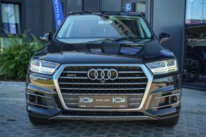 Black Audi Q7 2015 in Kaunas, with an engine capacity of 2.97 L and mileage of 239 thousand km for 22950 €, photo 5 on AUTOMOTO.COM.LV