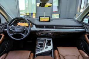 Black Audi Q7 2015 in Kaunas, with an engine capacity of 2.97 L and mileage of 239 thousand km for 22950 €, photo 18 on AUTOMOTO.COM.LV
