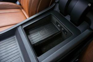 Black Audi Q7 2015 in Kaunas, with an engine capacity of 2.97 L and mileage of 239 thousand km for 22950 €, photo 25 on AUTOMOTO.COM.LV