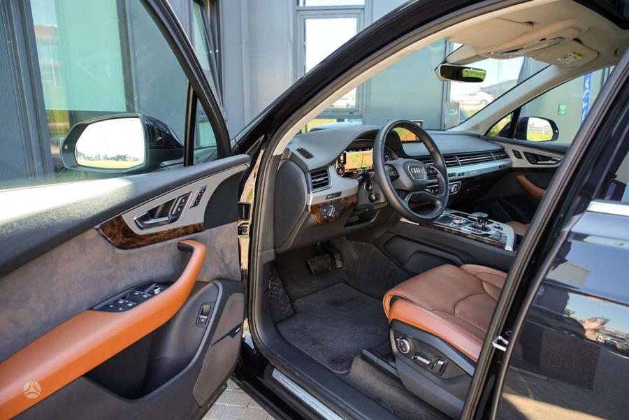 Black Audi Q7 2015 in Kaunas, with an engine capacity of 2.97 L and mileage of 239 thousand km for 22950 €, photo 26 on AUTOMOTO.COM.LV