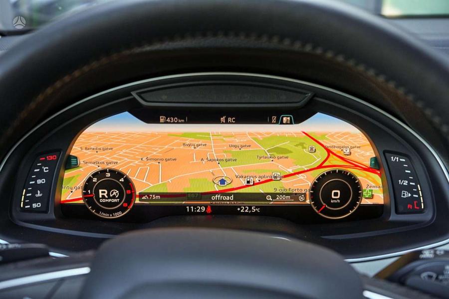 Black Audi Q7 2015 in Kaunas, with an engine capacity of 2.97 L and mileage of 239 thousand km for 22950 €, photo 31 on AUTOMOTO.COM.LV