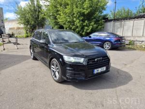 Black Audi Q7 2015 in Riga, with an engine capacity of 3.00 L and mileage of 157 thousand km for 17990 €, photo 3 on AUTOMOTO.COM.LV