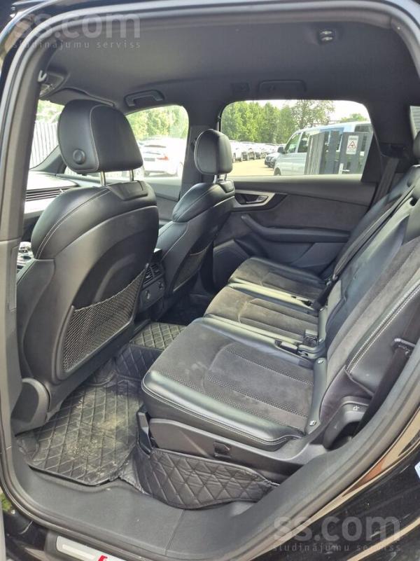 Black Audi Q7 2015 in Riga, with an engine capacity of 3.00 L and mileage of 157 thousand km for 17990 €, photo 10 on AUTOMOTO.COM.LV