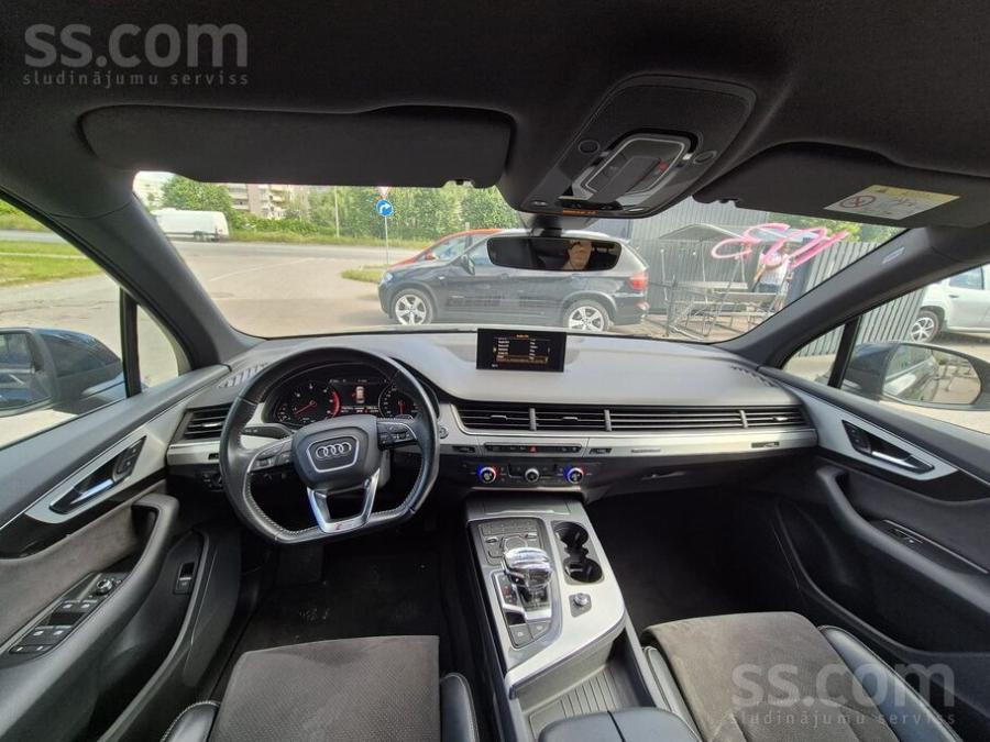 Black Audi Q7 2015 in Riga, with an engine capacity of 3.00 L and mileage of 157 thousand km for 17990 €, photo 12 on AUTOMOTO.COM.LV