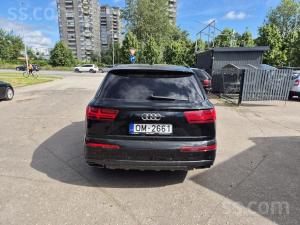 Black Audi Q7 2015 in Riga, with an engine capacity of 3.00 L and mileage of 157 thousand km for 17990 €, photo 7 on AUTOMOTO.COM.LV