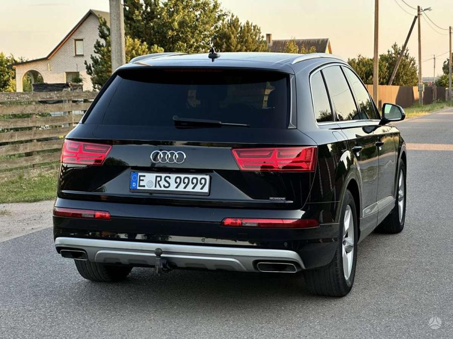 Black Audi Q7 2015 in Vilnius, with an engine capacity of 2.97 L and mileage of 190 thousand km for 24999 €, photo 11 on AUTOMOTO.COM.LV