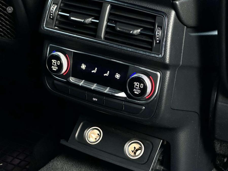 Black Audi Q7 2015 in Vilnius, with an engine capacity of 2.97 L and mileage of 190 thousand km for 24999 €, photo 24 on AUTOMOTO.COM.LV