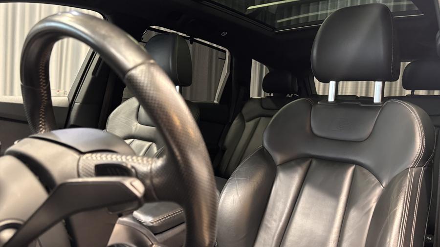 Melns Audi Q7 2015 Rīga, ar dzinēja tilpumu 3.00 L un nobraukumu 320 tūkst. km par 18990 €, foto 9 vietnē AUTOMOTO.COM.LV
