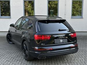 Black Audi Q7 2015 in Jelgava, with an engine capacity of 3.00 L and mileage of 233 thousand km for 24900 €, photo 5 on AUTOMOTO.COM.LV