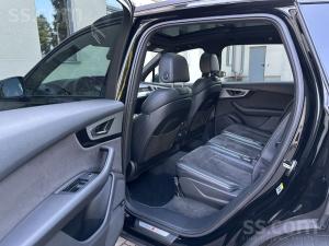 Black Audi Q7 2015 in Jelgava, with an engine capacity of 3.00 L and mileage of 233 thousand km for 24900 €, photo 15 on AUTOMOTO.COM.LV