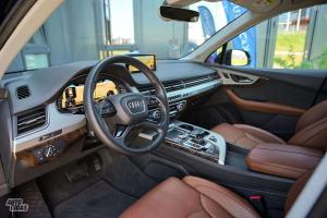 Black Audi Q7 2015 in Kaunas, with an engine capacity of 3.00 L and mileage of 239 thousand km for 22950 €, photo 28 on AUTOMOTO.COM.LV