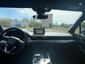 Black Audi Q7 2015 in Daugavpils, with an engine capacity of 2.97 L and mileage of 260 thousand km for 20700 €, photo 9 on AUTOMOTO.COM.LV