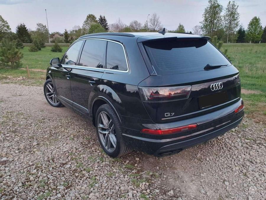 Black Audi Q7 2015 in Silale, with an engine capacity of 2.97 L and mileage of 143 thousand km for 23000 €, photo 10 on AUTOMOTO.COM.LV