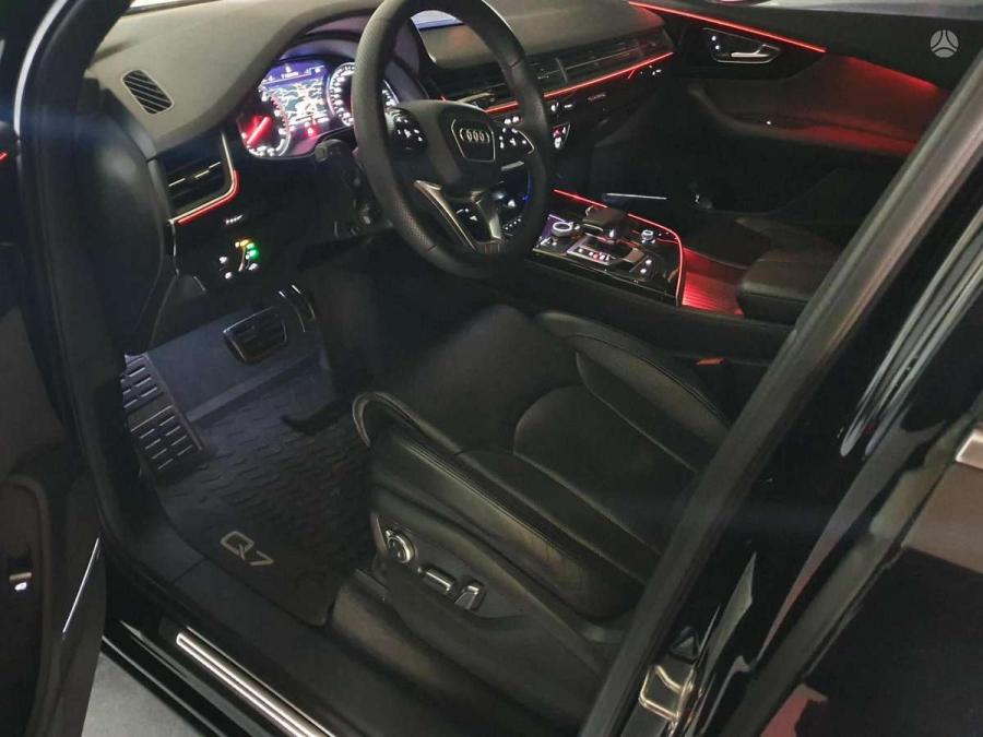 Black Audi Q7 2015 in Silale, with an engine capacity of 2.97 L and mileage of 143 thousand km for 23000 €, photo 12 on AUTOMOTO.COM.LV