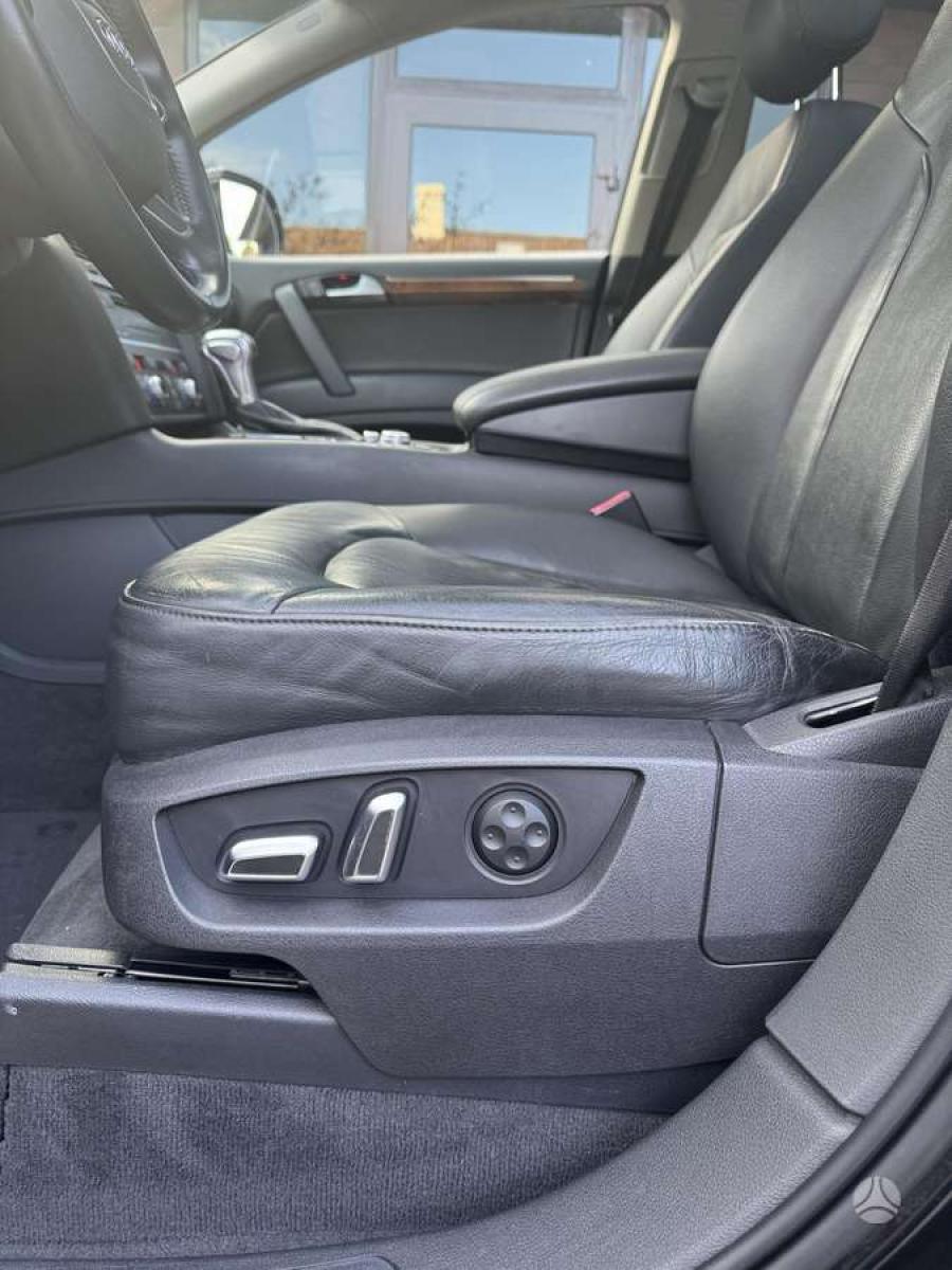 Melns Audi Q7 2015 Viļņa, ar dzinēja tilpumu 2.97 L un nobraukumu 234 tūkst. km par 15700 €, foto 10 vietnē AUTOMOTO.COM.LV