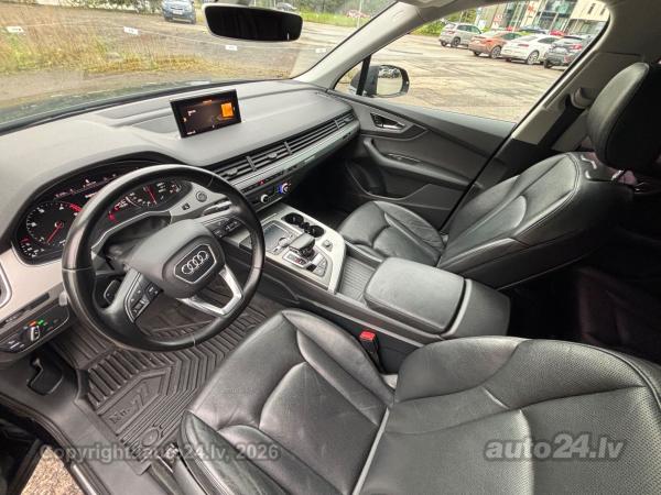Black Audi Q7 2015 in Tallinn, with an engine capacity of 3.00 L and mileage of 297 thousand km for 18900 €, photo 7 on AUTOMOTO.COM.LV