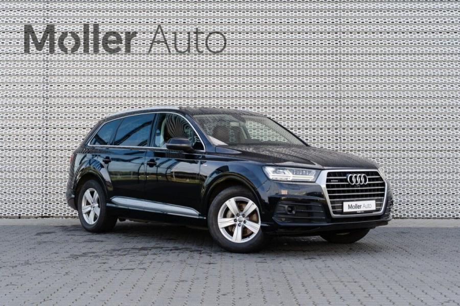 Black Audi Q7 2015 in Marupe, with an engine capacity of 3.00 L and mileage of 150 thousand km for 26800 €, photo 3 on AUTOMOTO.COM.LV