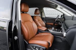 Black Audi Q7 2015 in Marupe, with an engine capacity of 3.00 L and mileage of 150 thousand km for 26800 €, photo 14 on AUTOMOTO.COM.LV