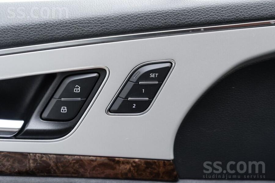 Melns Audi Q7 2015 Rīga, ar dzinēja tilpumu 3.00 L un nobraukumu 150 tūkst. km par 26800 €, foto 10 vietnē AUTOMOTO.COM.LV