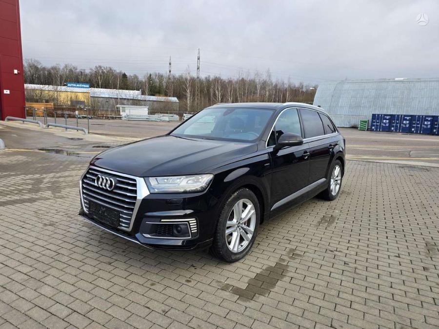 Black Audi Q7 2016 in Kaunas, with an engine capacity of 3.00 L and mileage of 246 thousand km for 19950 €, photo 4 on AUTOMOTO.COM.LV