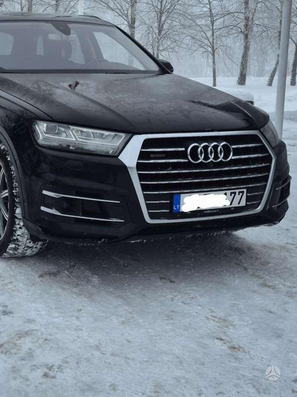 Black Audi Q7 2016 in Silute, with an engine capacity of 2.97 L and mileage of 304 thousand km for 22200 €, photo 6 on AUTOMOTO.COM.LV