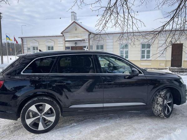 Black Audi Q7 2016 in Utena, with an engine capacity of 2.97 L and mileage of 231 thousand km for 21700 €, photo 10 on AUTOMOTO.COM.LV