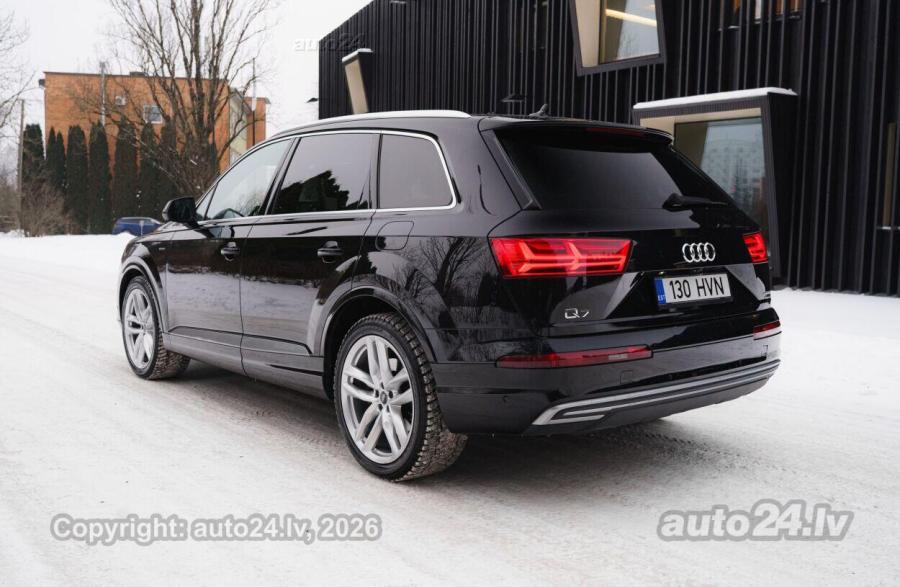 Black Audi Q7 2016 in Tartu, with an engine capacity of 3.00 L and mileage of 219 thousand km for 29999 €, photo 4 on AUTOMOTO.COM.LV
