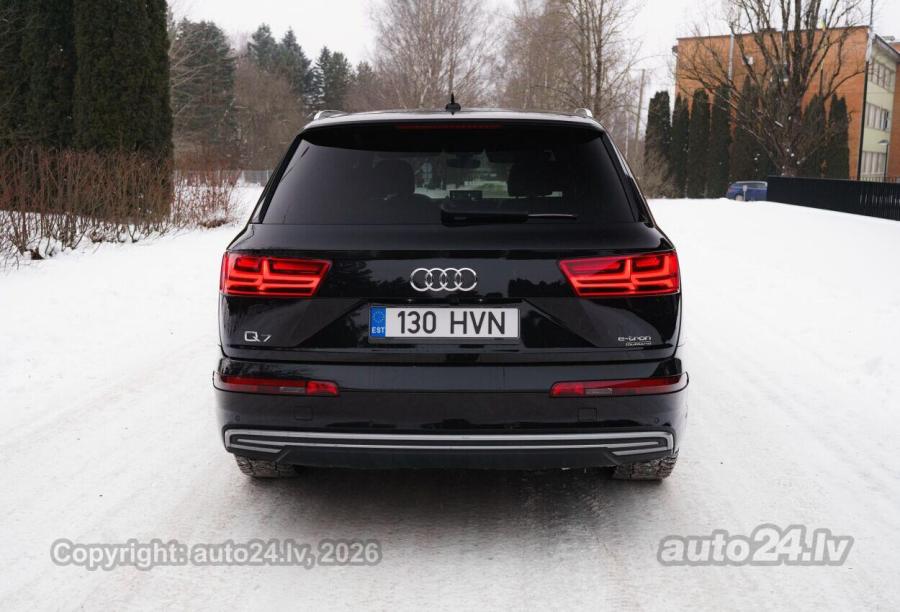 Black Audi Q7 2016 in Tartu, with an engine capacity of 3.00 L and mileage of 219 thousand km for 29999 €, photo 5 on AUTOMOTO.COM.LV