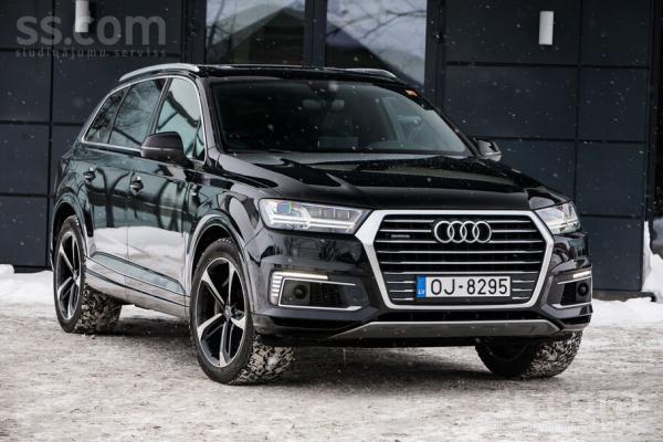 Black Audi Q7 2016 in Riga, with an engine capacity of 3.00 L and mileage of 235 thousand km for 29900 €, photo 4 on AUTOMOTO.COM.LV