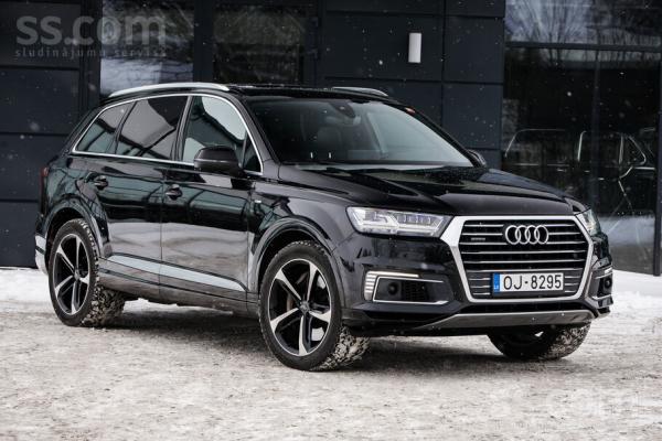 Black Audi Q7 2016 in Riga, with an engine capacity of 3.00 L and mileage of 235 thousand km for 29900 €, photo 5 on AUTOMOTO.COM.LV