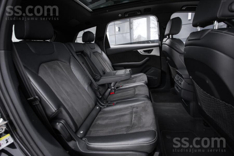 Black Audi Q7 2016 in Riga, with an engine capacity of 3.00 L and mileage of 235 thousand km for 29900 €, photo 22 on AUTOMOTO.COM.LV