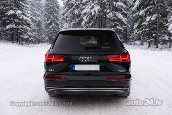 Black Audi Q7 2016 in Tartu, with an engine capacity of 3.00 L and mileage of 219 thousand km for 23999 €, photo 3 on AUTOMOTO.COM.LV