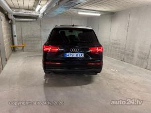 Melns Audi Q7 2016 Tallina, ar dzinēja tilpumu 3.00 L un nobraukumu 181 tūkst. km par 27900 €, foto 5 vietnē AUTOMOTO.COM.LV