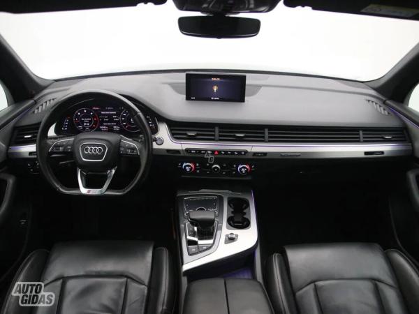Black Audi Q7 2016 in Vilnius, with an engine capacity of 3.00 L and mileage of 233 thousand km for 25499 €, photo 2 on AUTOMOTO.COM.LV