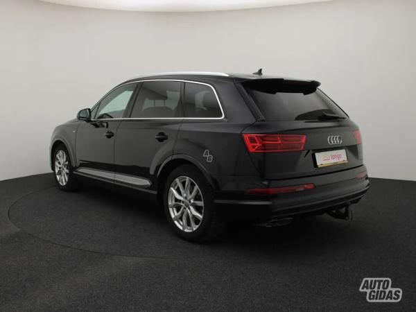 Black Audi Q7 2016 in Vilnius, with an engine capacity of 3.00 L and mileage of 233 thousand km for 25499 €, photo 7 on AUTOMOTO.COM.LV