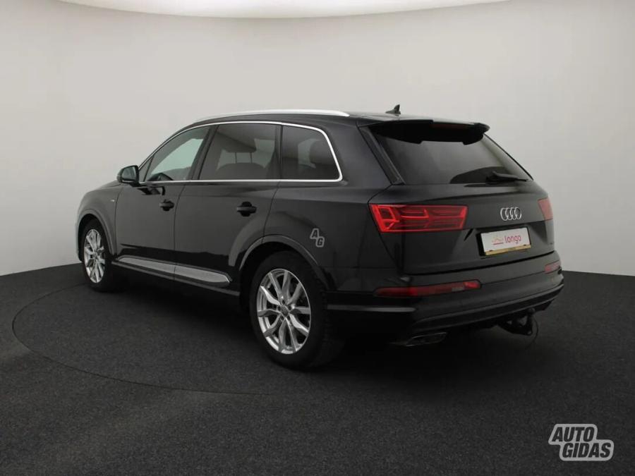 Black Audi Q7 2016 in Vilnius, with an engine capacity of 3.00 L and mileage of 233 thousand km for 25499 €, photo 8 on AUTOMOTO.COM.LV