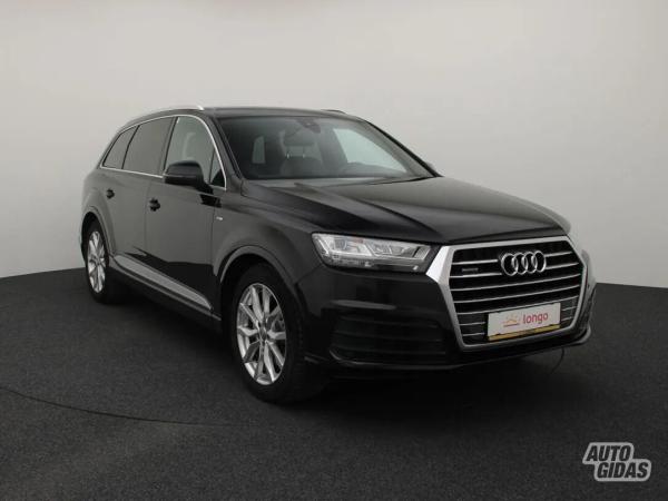 Black Audi Q7 2016 in Vilnius, with an engine capacity of 3.00 L and mileage of 233 thousand km for 25499 €, photo 10 on AUTOMOTO.COM.LV