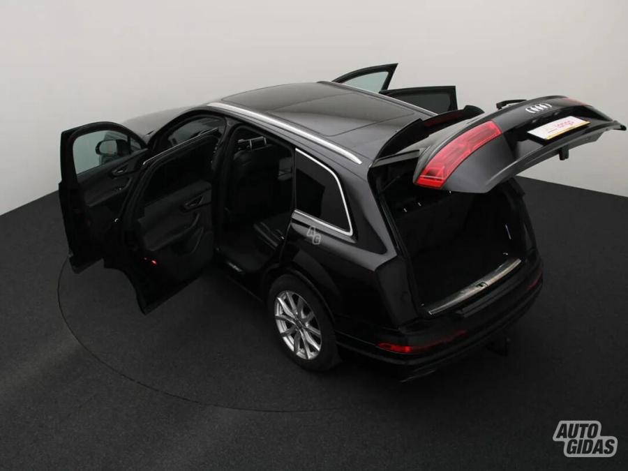 Black Audi Q7 2016 in Vilnius, with an engine capacity of 3.00 L and mileage of 233 thousand km for 25499 €, photo 14 on AUTOMOTO.COM.LV