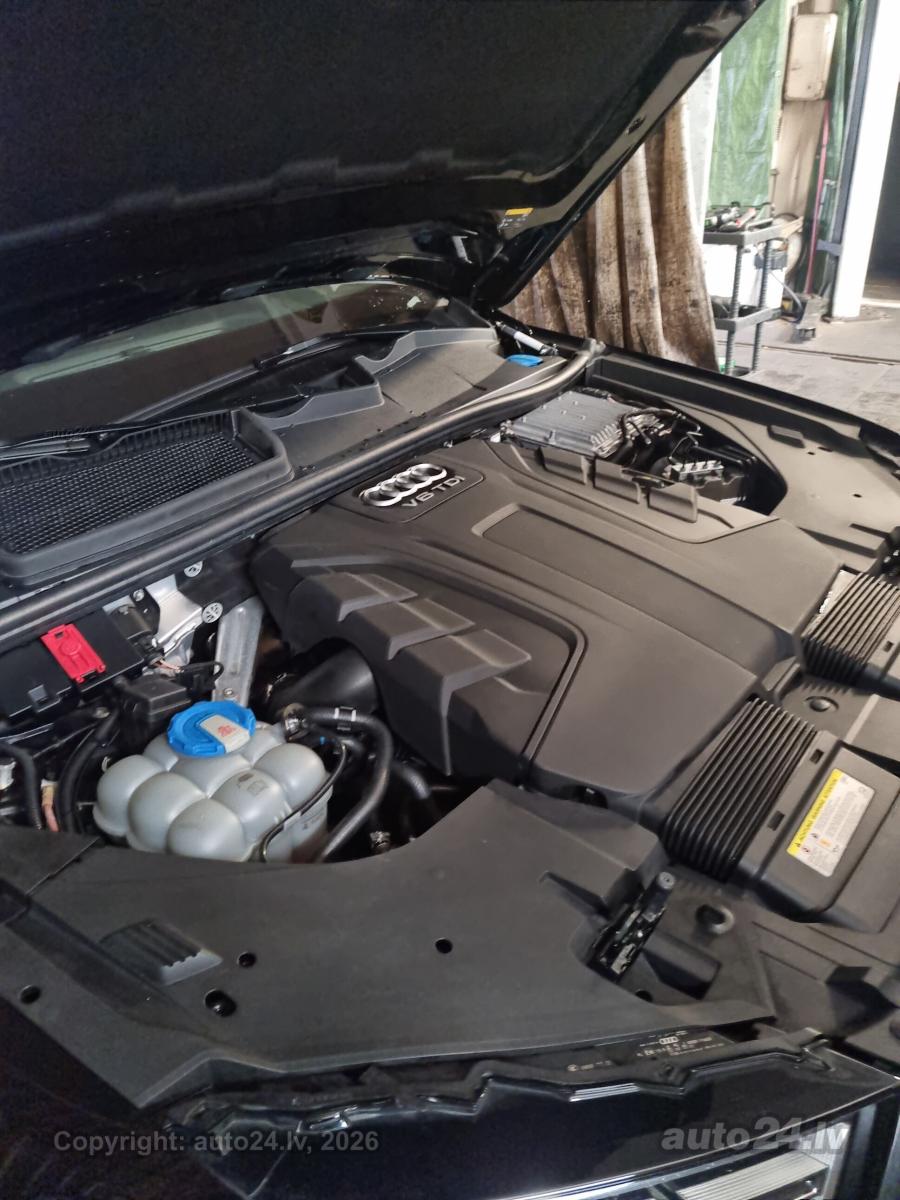 Melns Audi Q7 2016 Pērnava, ar dzinēja tilpumu 3.00 L un nobraukumu 320 tūkst. km par 24000 €, foto 7 vietnē AUTOMOTO.COM.LV
