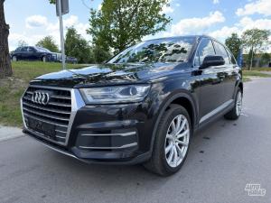 Black Audi Q7 2016 in Panevezys, with an engine capacity of 3.00 L and mileage of 439 thousand km for 15500 €, photo 4 on AUTOMOTO.COM.LV