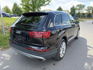 Black Audi Q7 2016 in Panevezys, with an engine capacity of 3.00 L and mileage of 439 thousand km for 15500 €, photo 9 on AUTOMOTO.COM.LV