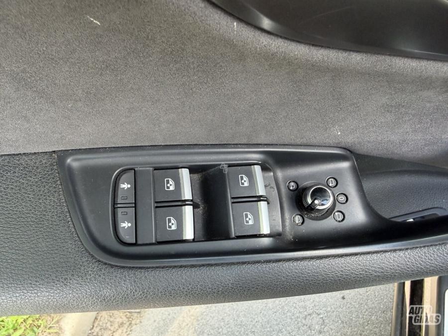 Black Audi Q7 2016 in Panevezys, with an engine capacity of 3.00 L and mileage of 439 thousand km for 15500 €, photo 31 on AUTOMOTO.COM.LV