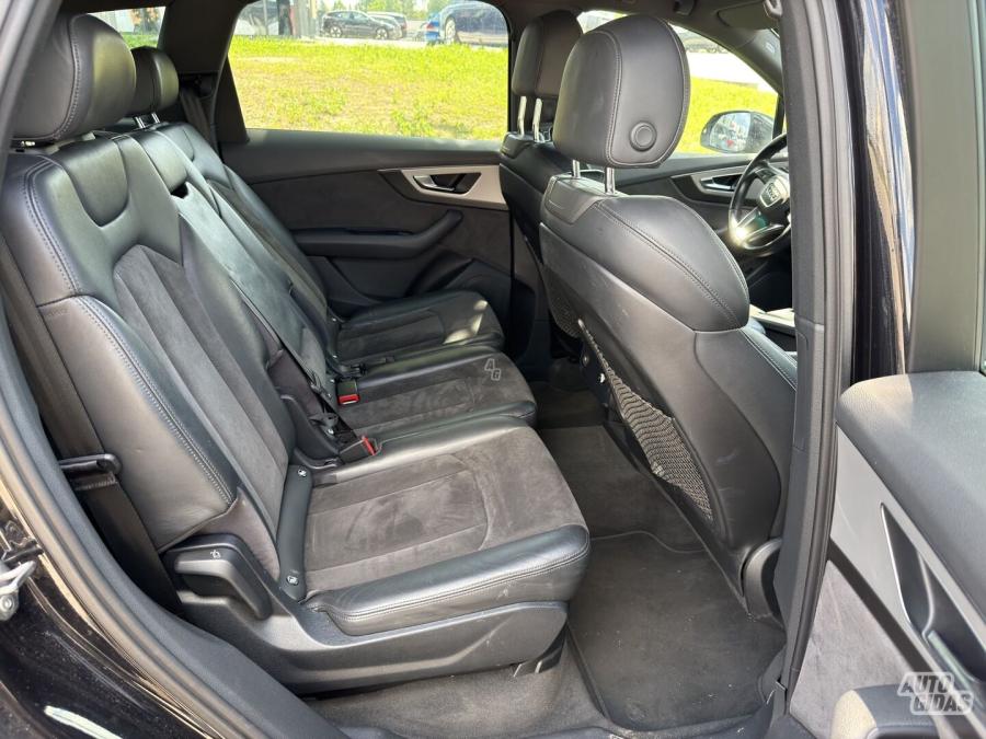 Black Audi Q7 2016 in Panevezys, with an engine capacity of 3.00 L and mileage of 439 thousand km for 15500 €, photo 32 on AUTOMOTO.COM.LV