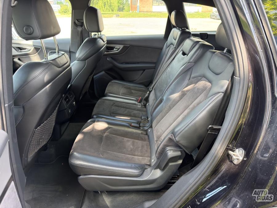 Black Audi Q7 2016 in Panevezys, with an engine capacity of 3.00 L and mileage of 439 thousand km for 15500 €, photo 33 on AUTOMOTO.COM.LV