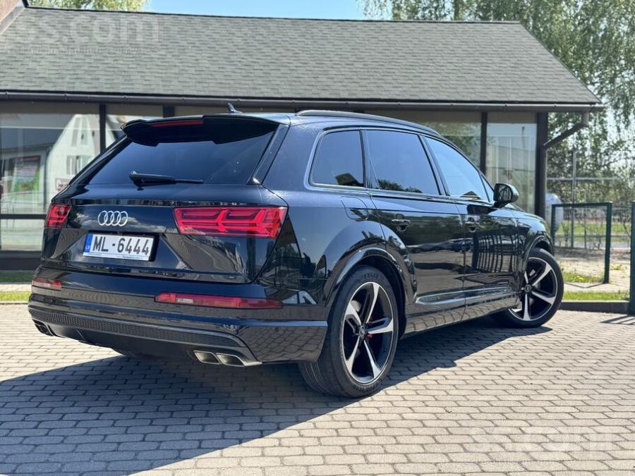 Melns Audi Q7 2016 Tukums, ar dzinēja tilpumu 4.00 L un nobraukumu 176 tūkst. km par 34900 €, foto 4 vietnē AUTOMOTO.COM.LV