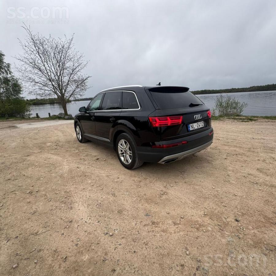 Melns Audi Q7 2016 Rīga, ar dzinēja tilpumu 3.00 L un nobraukumu 295 tūkst. km par 20000 €, foto 4 vietnē AUTOMOTO.COM.LV