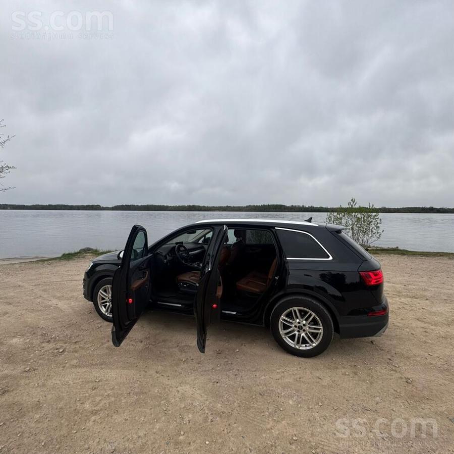 Melns Audi Q7 2016 Rīga, ar dzinēja tilpumu 3.00 L un nobraukumu 295 tūkst. km par 20000 €, foto 5 vietnē AUTOMOTO.COM.LV
