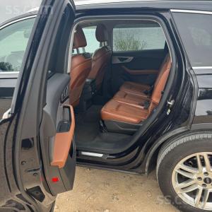 Melns Audi Q7 2016 Rīga, ar dzinēja tilpumu 3.00 L un nobraukumu 295 tūkst. km par 20000 €, foto 9 vietnē AUTOMOTO.COM.LV