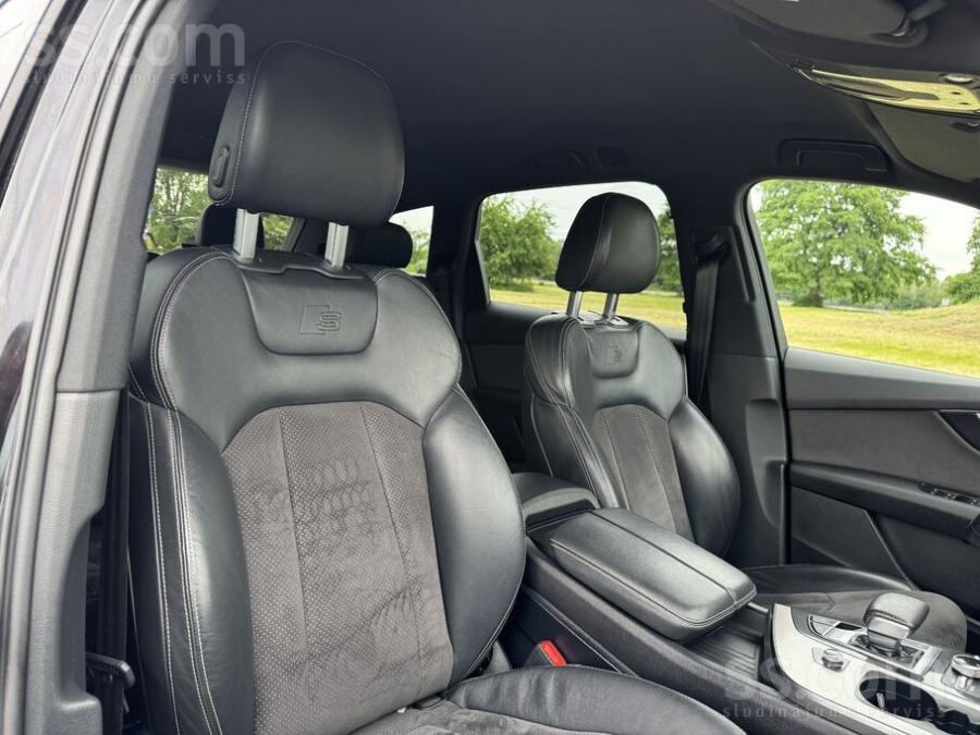 Black Audi Q7 2016 in Riga, with an engine capacity of 3.00 L and mileage of 0 thousand km for 19990 €, photo 18 on AUTOMOTO.COM.LV