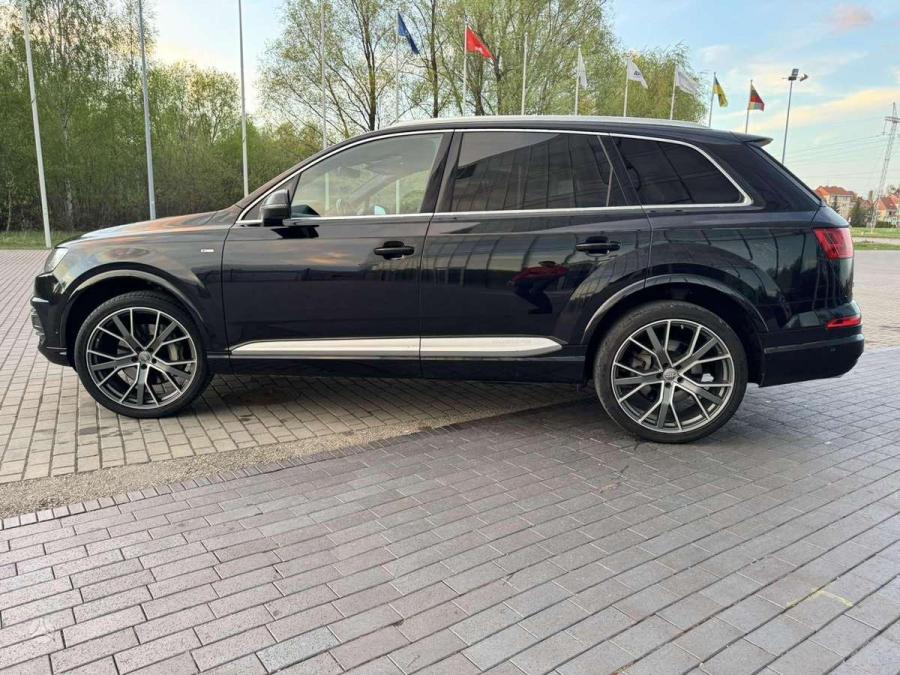 Melns Audi Q7 2016 Šauļi, ar dzinēja tilpumu 2.97 L un nobraukumu 259 tūkst. km par 23200 €, foto 3 vietnē AUTOMOTO.COM.LV